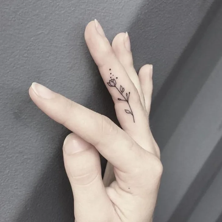 The Ultimate Guide to Finger Tattoos: Design, Meaning & Care - Cleo Diva